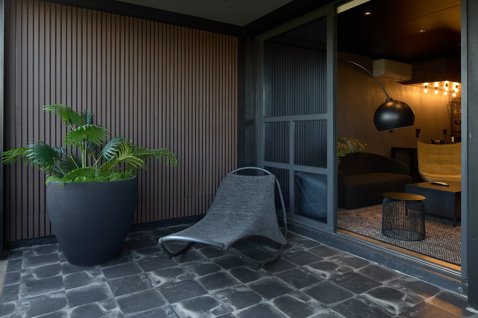 Executive C Room with Balcony – Cargo88